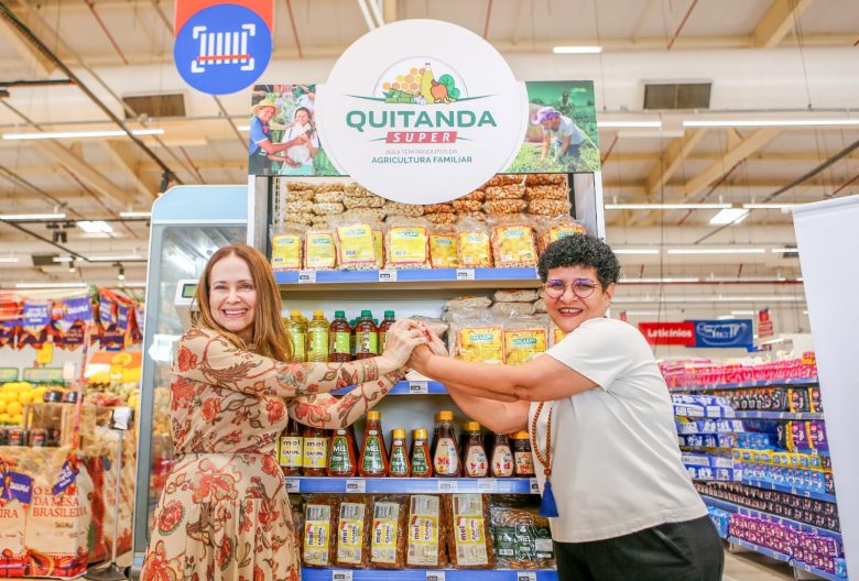 SAF inaugura gôndola Quitanda Super em Parnaíba